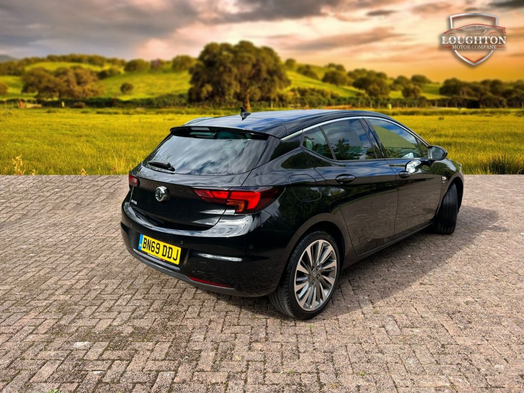 VAUXHALL ASTRA ELITE NAV TURBO - Loughton Motor Company